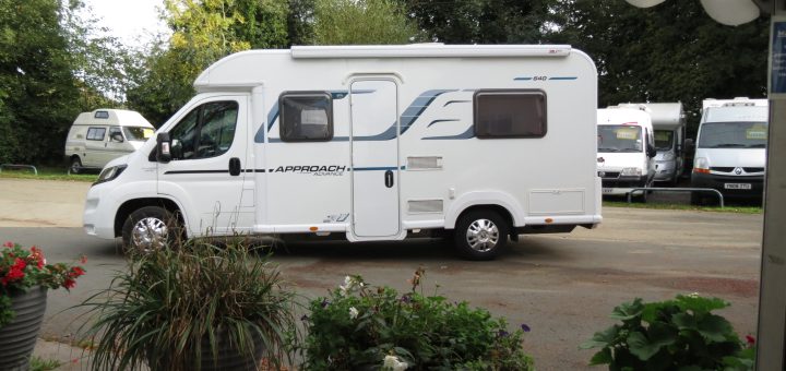 Bailey Motorhome - Approach Advance 665 Review (Set Up) - Caravans ...